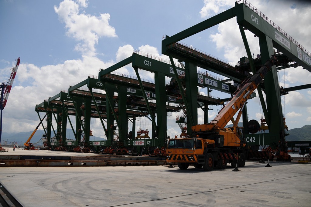 gantry3 - Gantry Rail